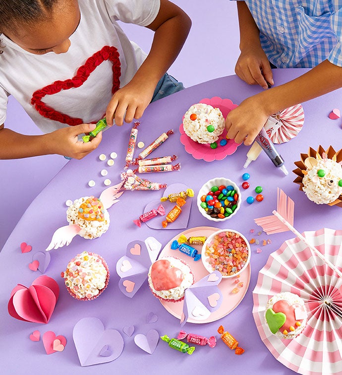 Hedge Hugs Popcorn Ball Decorating Kit | The Popcorn Factory